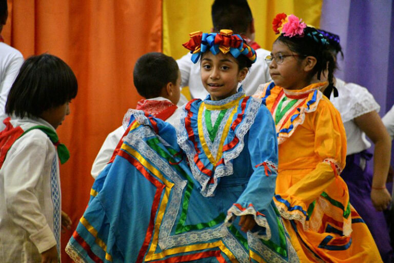 Youth & Families Programs | DeLuca Foundation